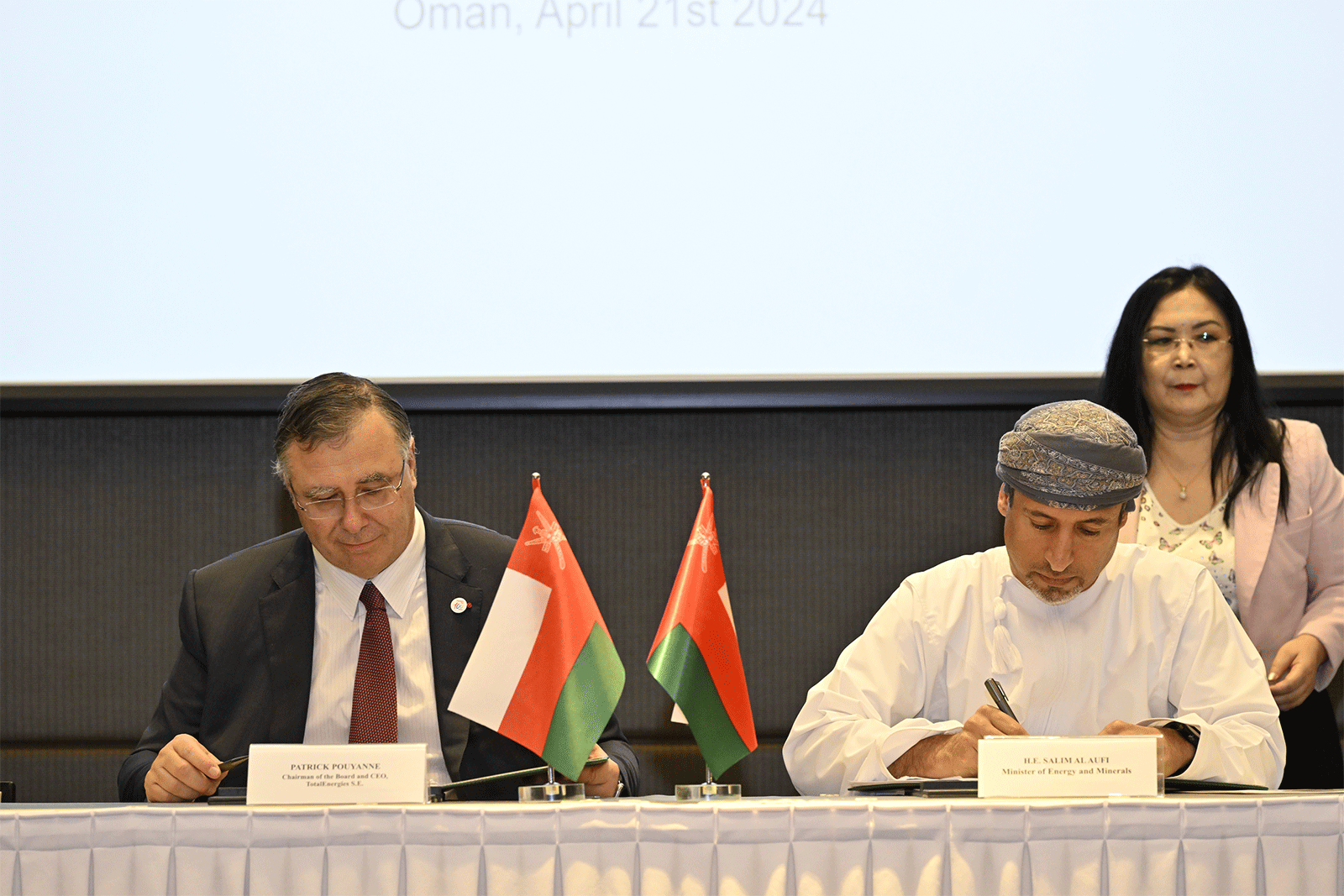 Oman: TotalEnergies launches the Marsa LNG project and deploys its ...